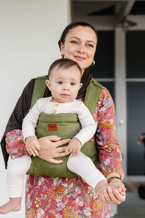 Exploring the World Together: Forward-Facing Baby Carriers – Happy Baby