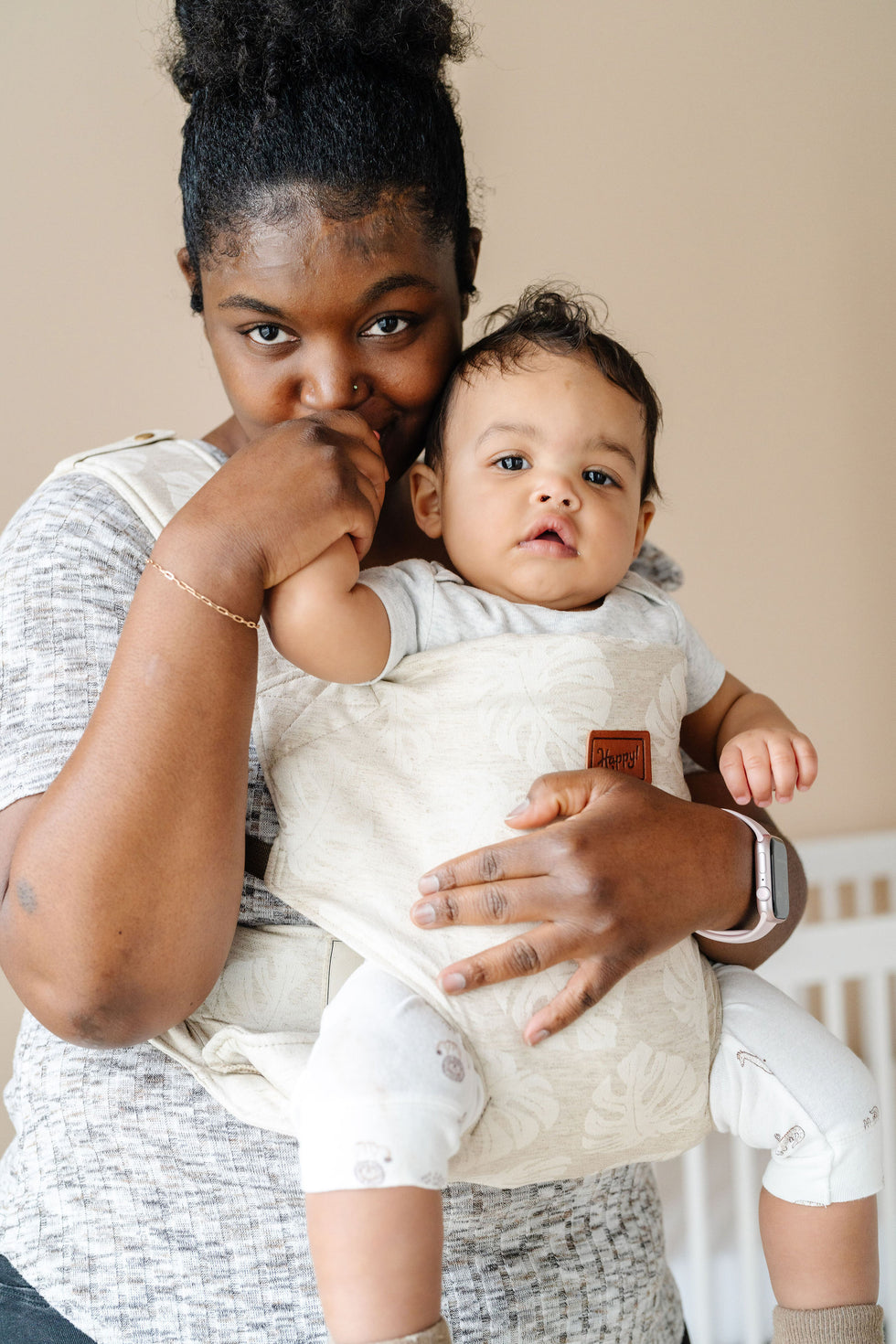 Exploring the World Together: Forward-Facing Baby Carriers – Happy Baby