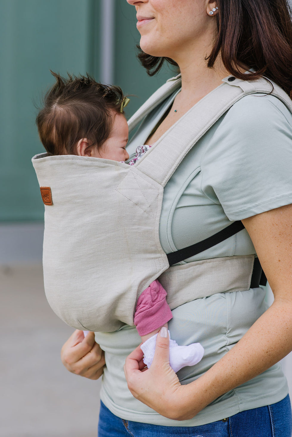 Exploring the World Together: Forward-Facing Baby Carriers – Happy Baby